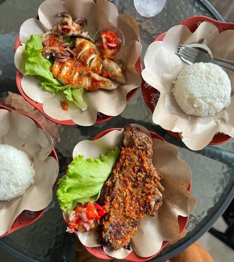 Mencicipi Lezatnya Cumi dan Rahang Tuna Khas Manado di Malang